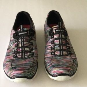 Skechers Shoes | Skechers Silver Weaved Slip On Sneakers Sz 85 | Poshmark